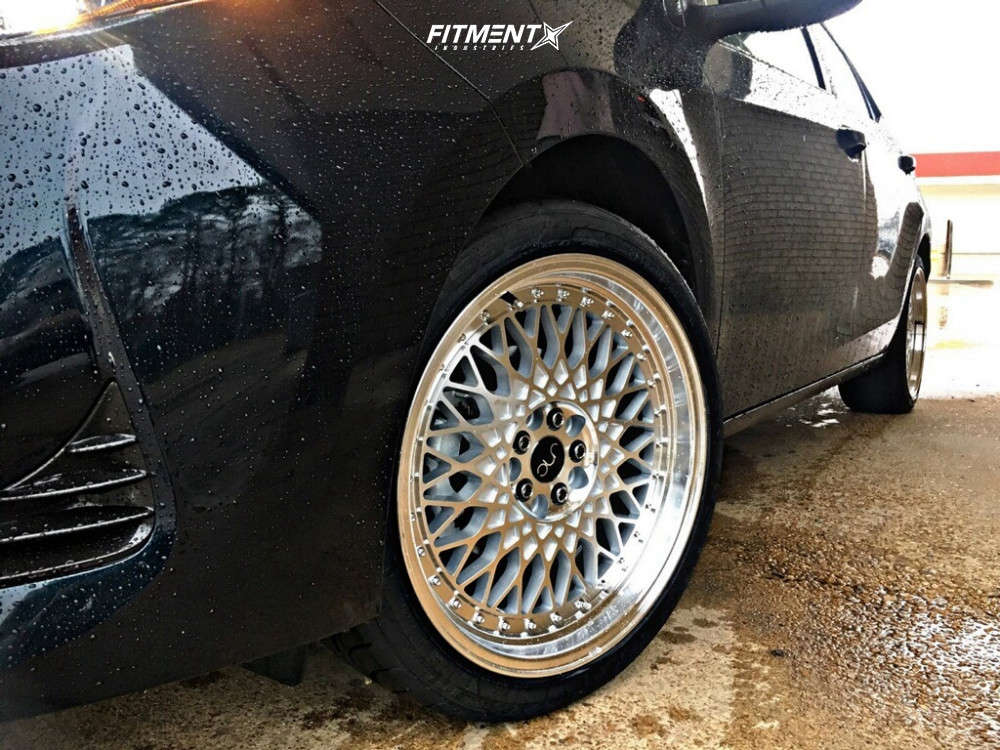 2019 Toyota Corolla LE with 18x8.5 JNC Jnc031 and Federal 225x40 on ...