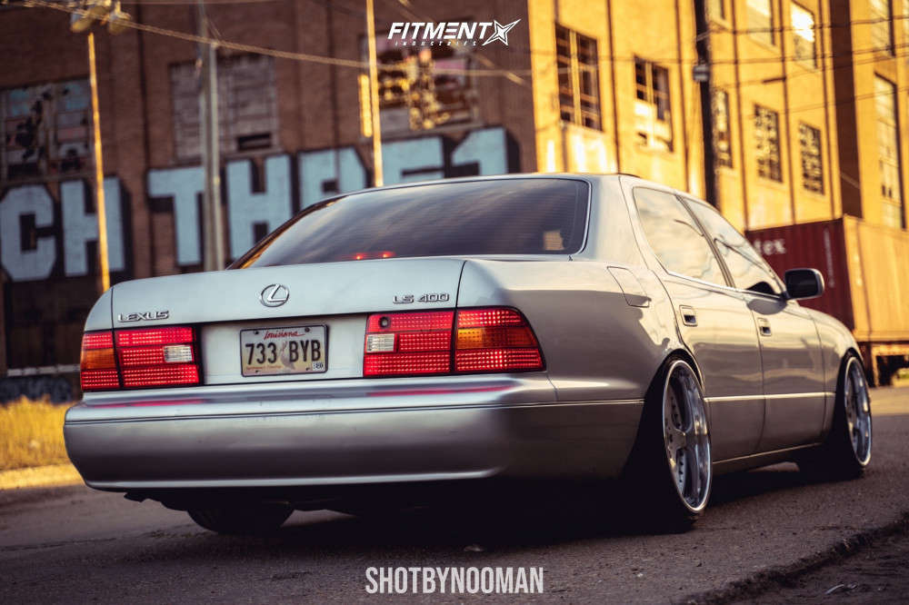 1998 Lexus LS400 Base with 19x11 Wald Streifen and Continental 235x35 ...