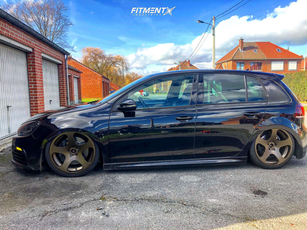2012 Volkswagen Golf R Base with 19x8.5 Rotiform Nue and Continental ...