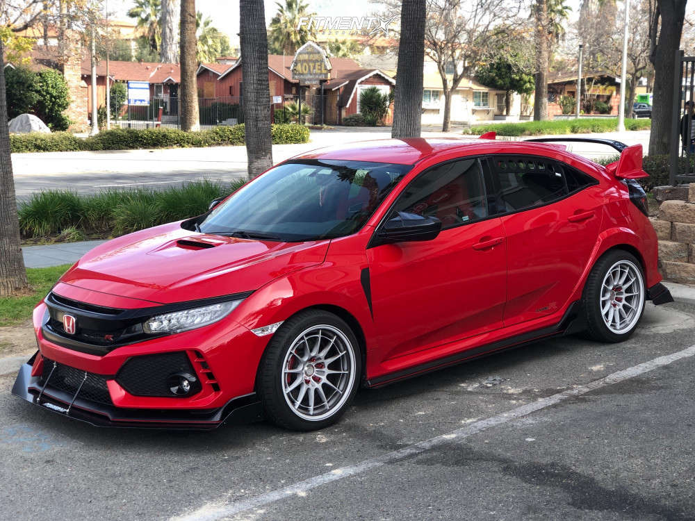 2018 Honda Civic Type R with 18x10 Enkei NT03M and Hankook 265x35 on ...