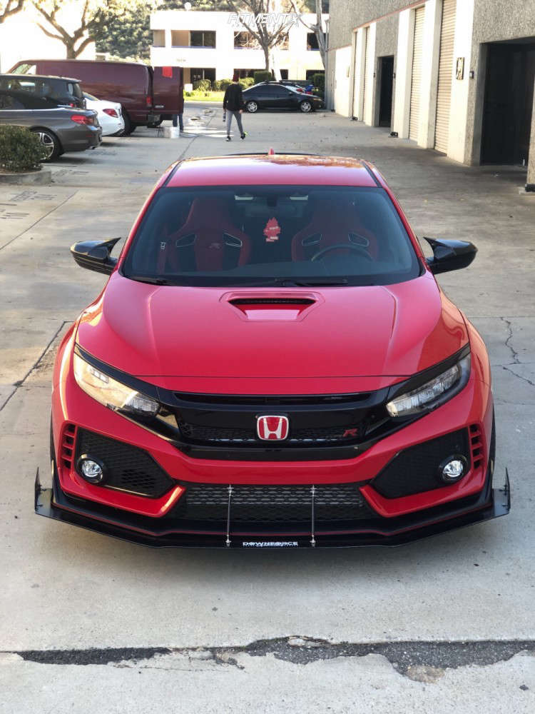 2018 Honda Civic Type R with 18x10 Enkei NT03M and Hankook 265x35 on ...