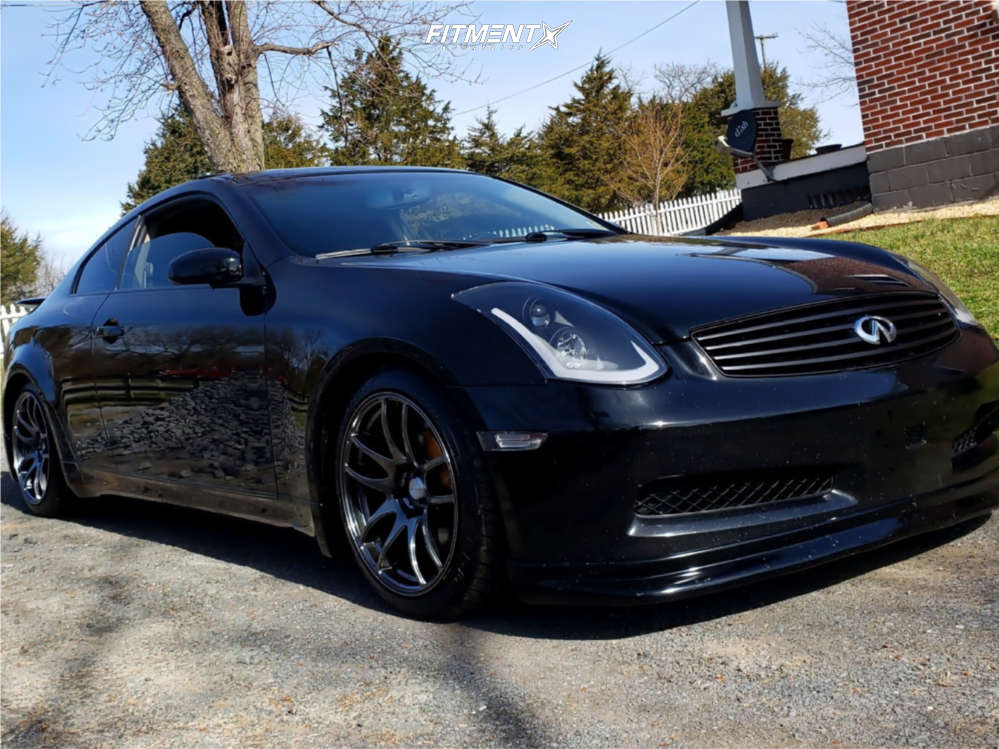 2004 INFINITI G35 Base with 18x9.5 ESR Sr08 and Federal 235x40 on ...