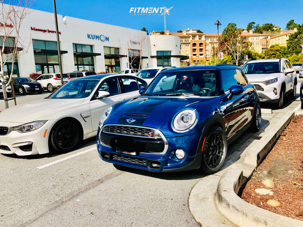 2018 Mini Cooper S with 18x8.5 Konig Hypergram and Nitto 215x40 on ...