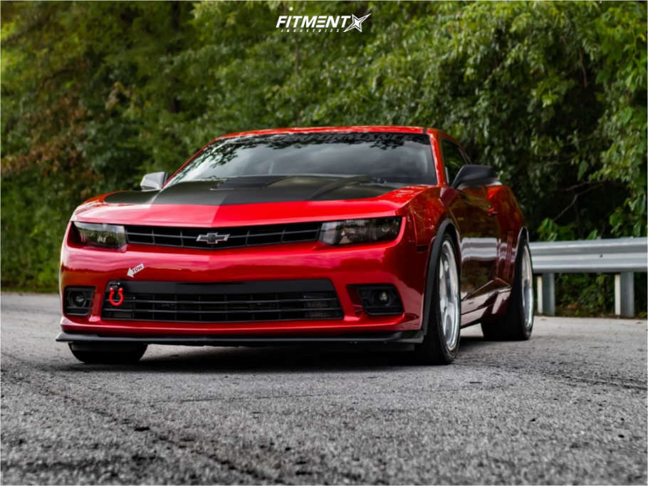 2014 Chevrolet Camaro SS with 20x10 American Racing VF 501 and Goodyear 285x35 on Coilovers ...