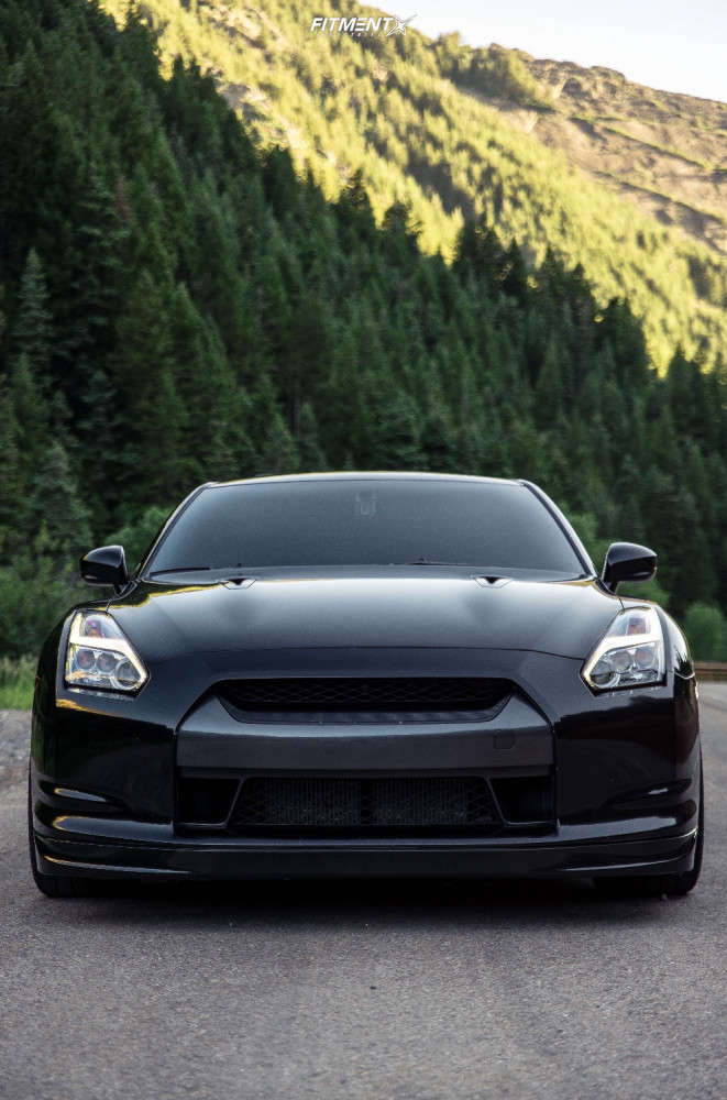 2011 Nissan GT-R Premium 2dr Coupe AWD (3.8L 6cyl Turbo 6AM) with 20x10 ...