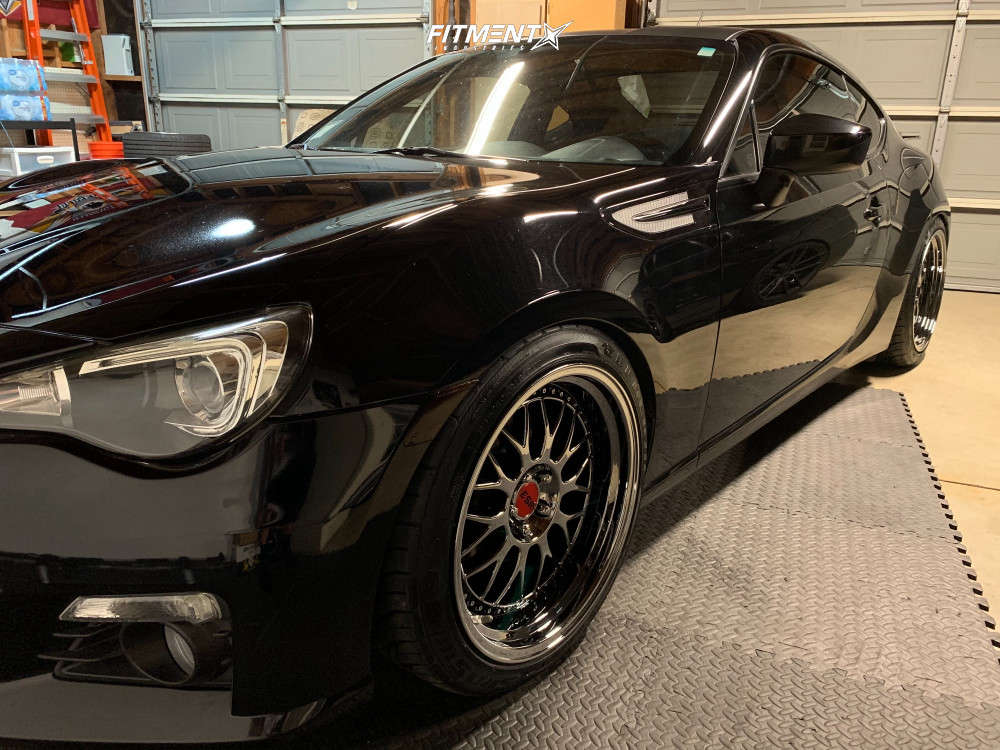 2014 Subaru BRZ Base with 18x9.5 ESR SR01 and Federal 235x40 on ...
