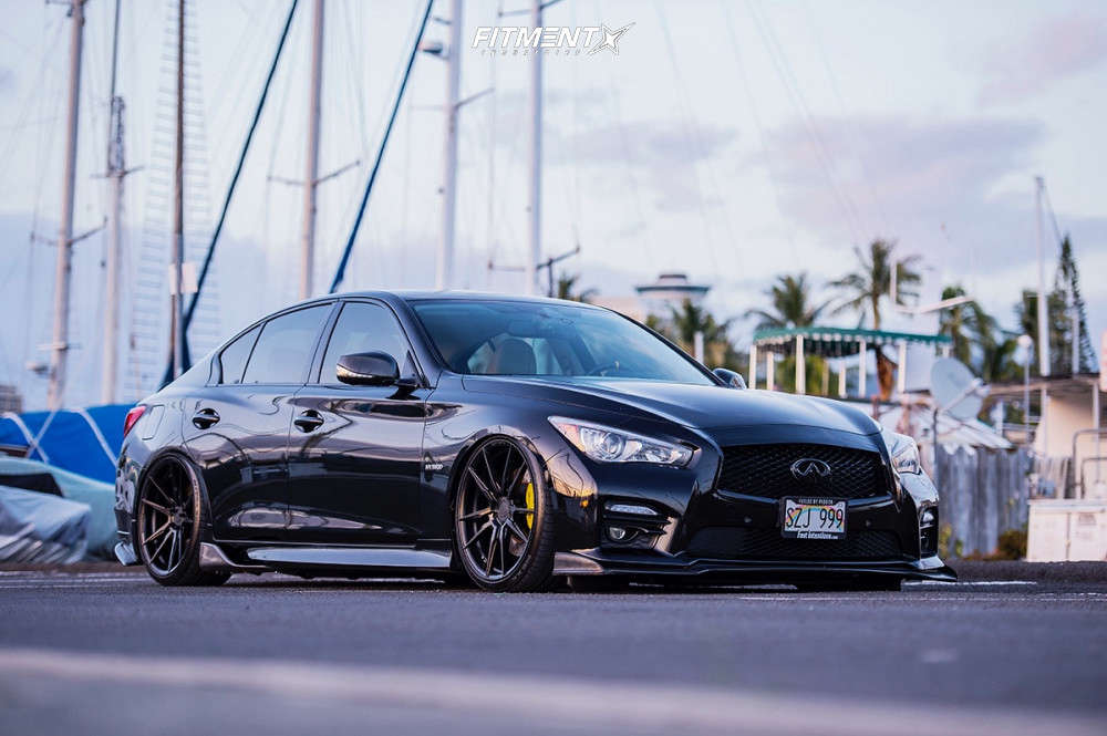 2015 INFINITI Q50 Hybrid Sport with 20x9 Rohana Rf2 and Nexen 245x20 on ...