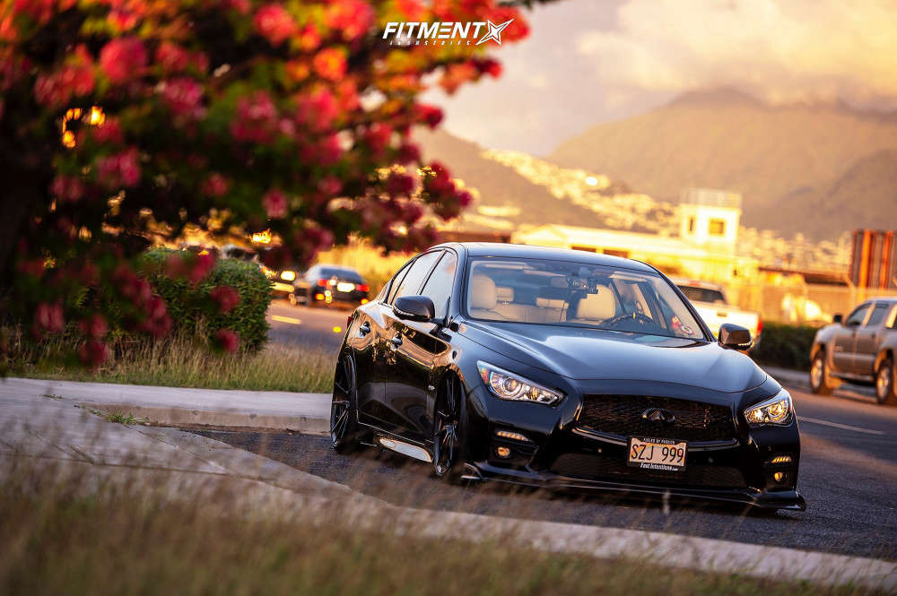 2015 INFINITI Q50 Hybrid Sport with 20x9 Rohana Rf2 and Nexen 245x20 on ...