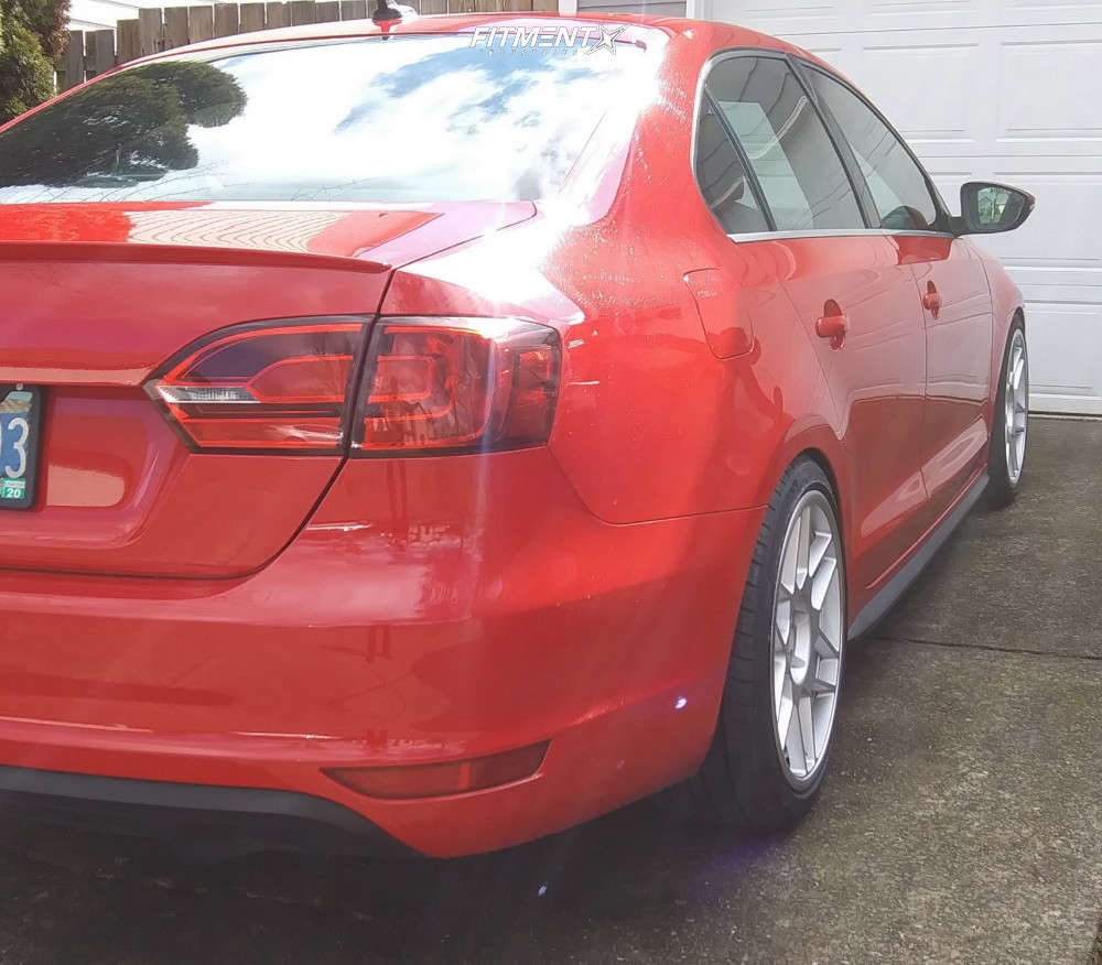 2012 Volkswagen Jetta GLI with 18x8.5 3SDM 0.09 and Vercelli 225x40 on ...