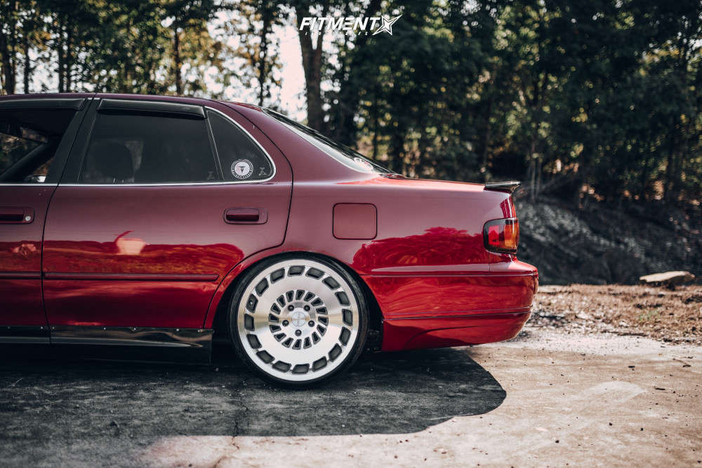 1995 Toyota Camry DX with 18x9.5 Rotiform Ccv and Nankang 215x40 on ...