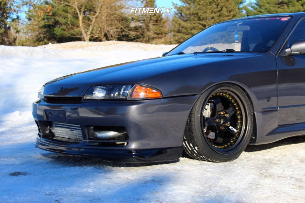 1991 Nissan Skyline R32 Base with 18x9.5 Work Meister M1 3p and Aptany ...