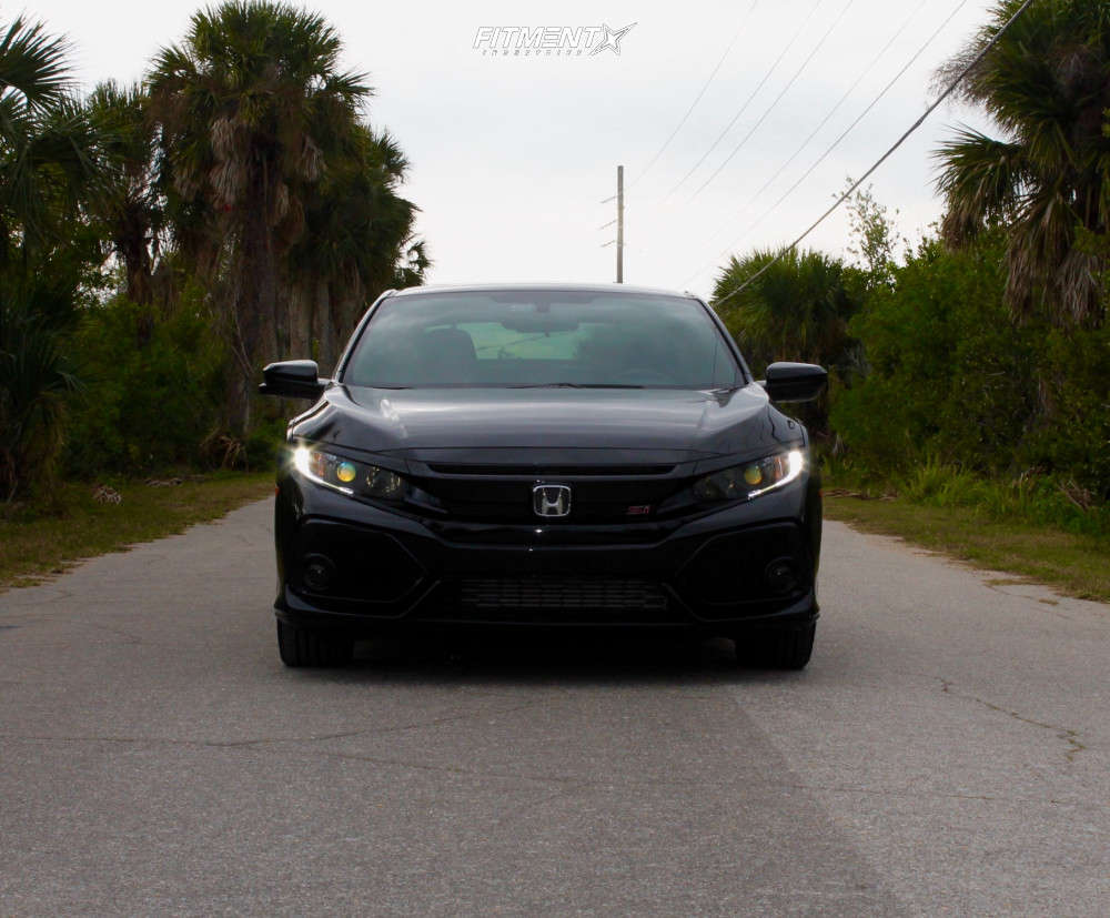 2017 Honda Civic Si with 18x8 Revolution Racing Rr11 and Goodyear ...
