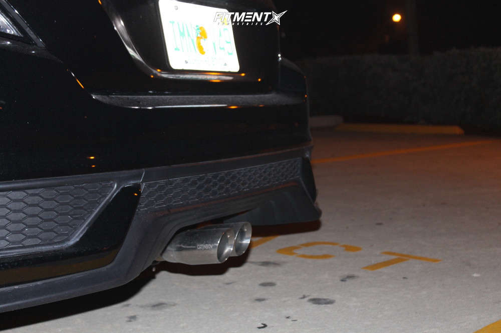 2017 Honda Civic Si with 18x8 Revolution Racing Rr11 and Goodyear ...