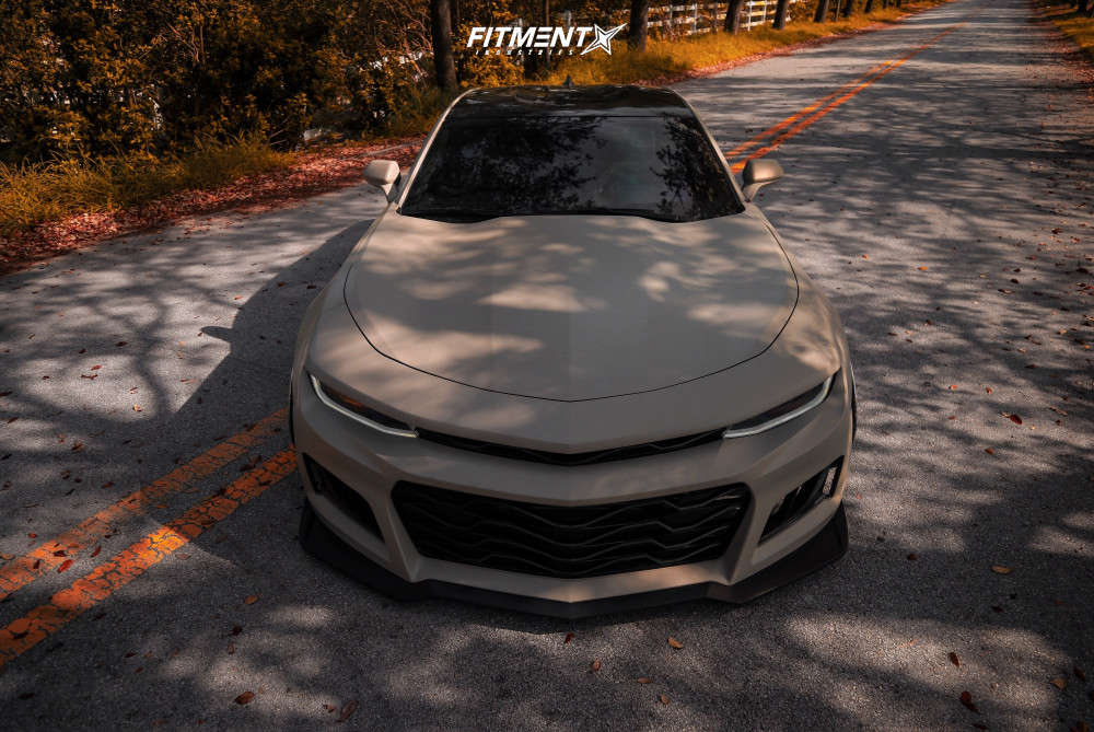 2016 Chevrolet Camaro LT with 20x9.5 BC Forged MLE81 and Pirelli 245x30 ...