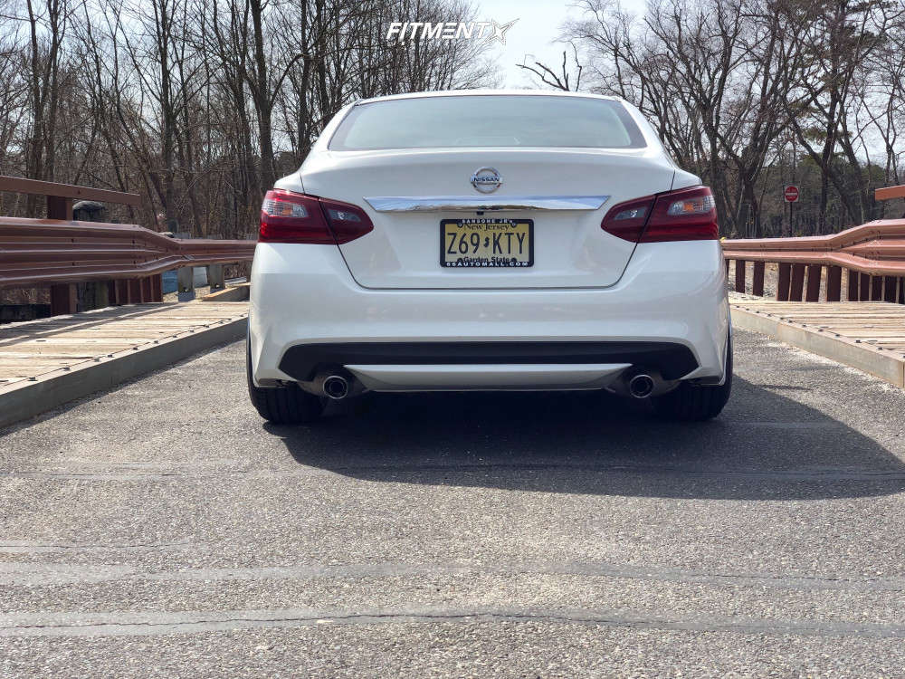 2018 Nissan Altima S with 20x10 Rennen International Csl2 and Nankang ...