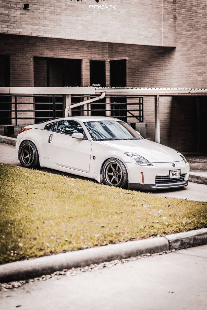 2005 Nissan 350Z Touring with 18x9.5 Cosmis Racing XT-006R and Achilles ...