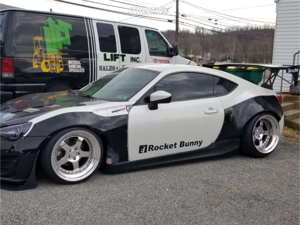 2013 Scion FR-S Base with 18x10 CCW Lm5 and Federal 215x35 on Air ...