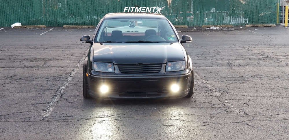2000 Volkswagen Jetta GLS with 18x8.5 MRR Vp5 and Antares 225x40 on ...