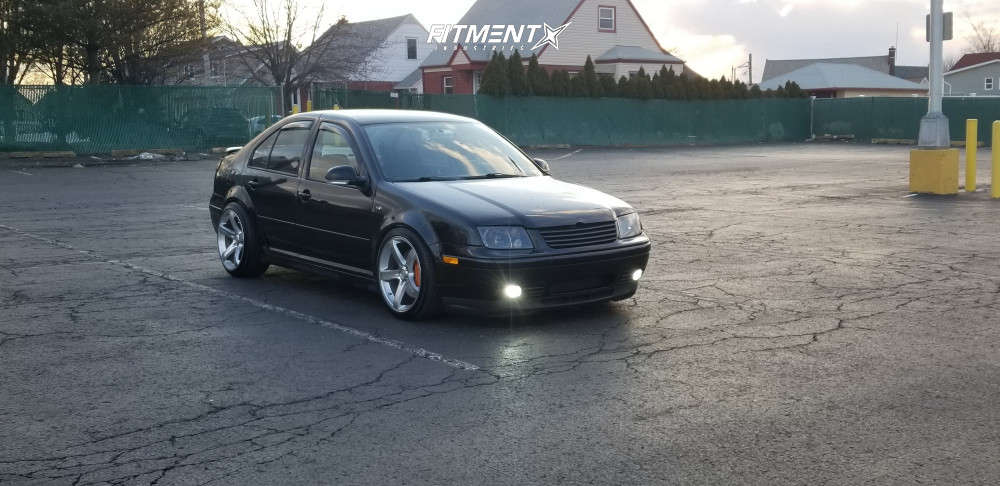 2000 Volkswagen Jetta GLS with 18x8.5 MRR Vp5 and Antares 225x40 on ...