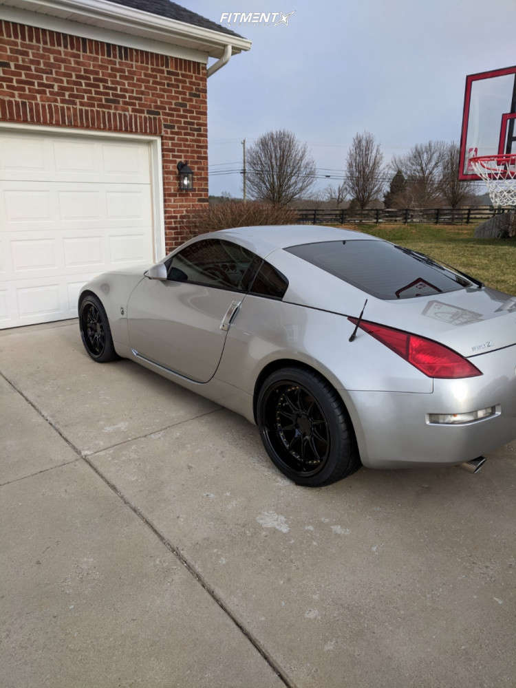 2003 Nissan 350Z Base with 19x9.5 Aodhan Ds07 and Ohtsu 235x35 on Stock ...