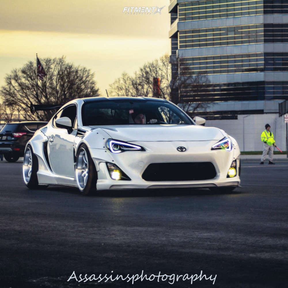 2013 Scion FR-S Base with 18x10.5 Aodhan DS02 and Barum 255x35 on ...