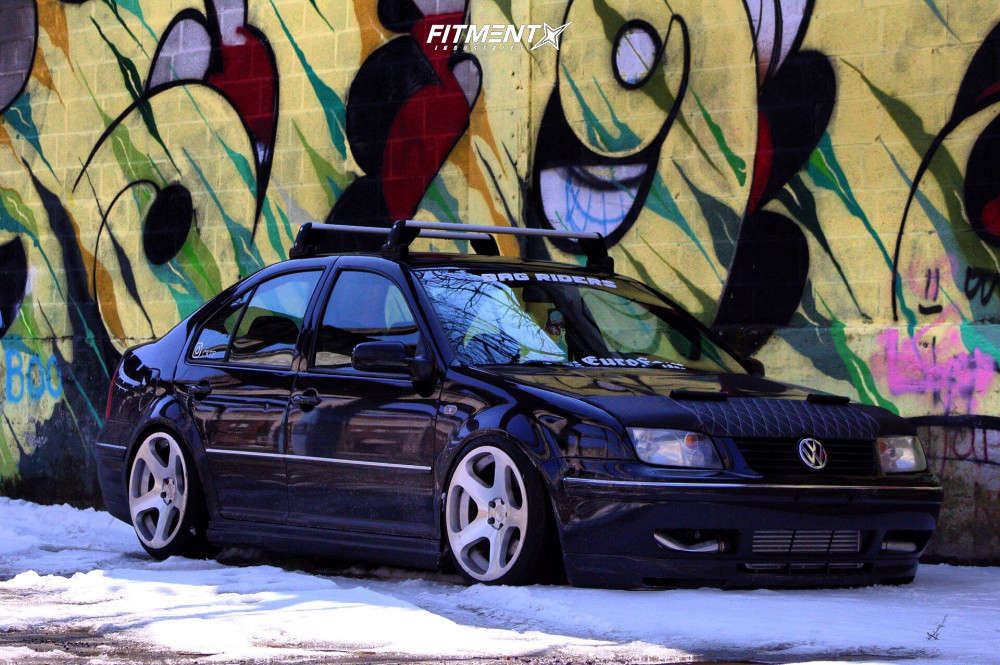 2004 Volkswagen Jetta GLI 1.8T 4dr Sedan (1.8L 4cyl Turbo 6M) with 18x9 ...