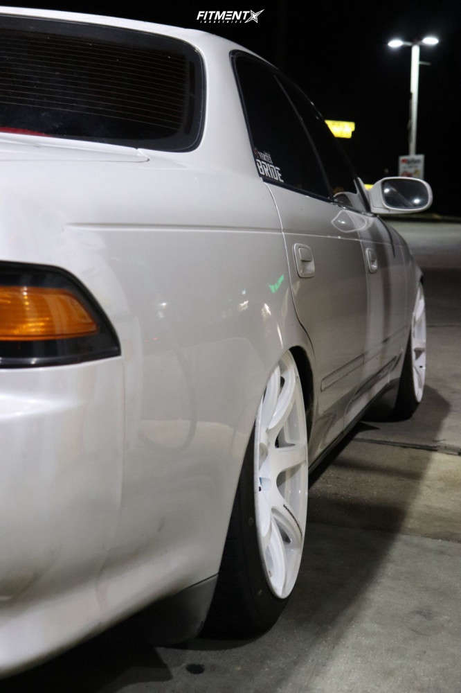 1993 Toyota Chaser Base with 18x9.5 Work Emotion T7r and Federal 245x30 ...