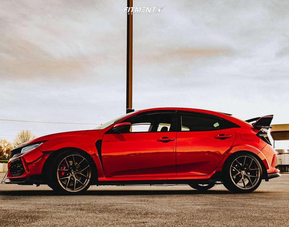 2018 Honda Civic Type R with 19x9.5 ESR Rf2 and Continental 255x35 on ...