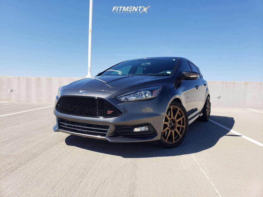 2017 Ford ST Base with 18x8 Method Mr501 and Nitto 245x40 on Stock ...