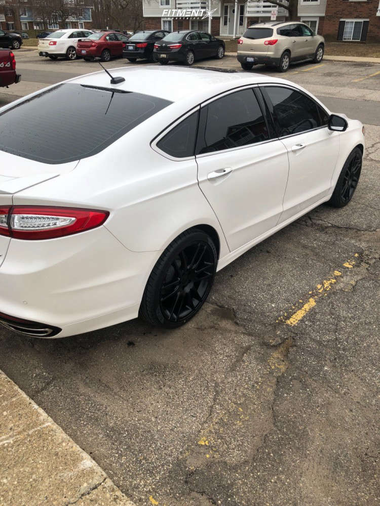 2016 Ford Fusion Titanium with 20x8.5 KMC Km696 and Ohtsu 245x35 on ...