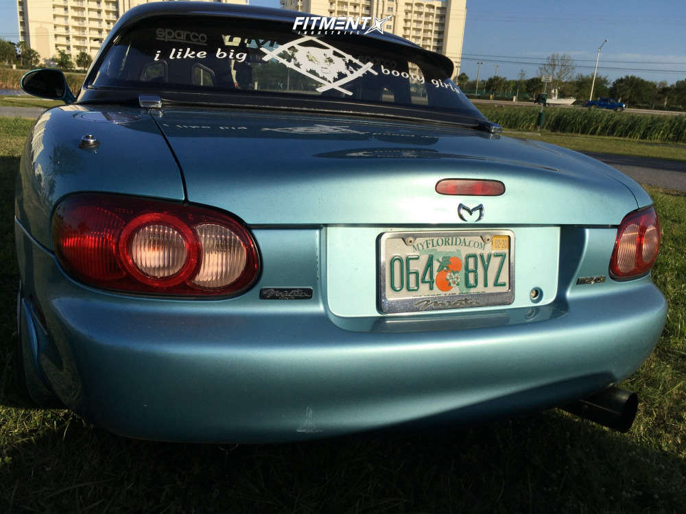 2002 Mazda Miata LS with 16x8 Konig Dekagram and Nitto 205x45 on ...