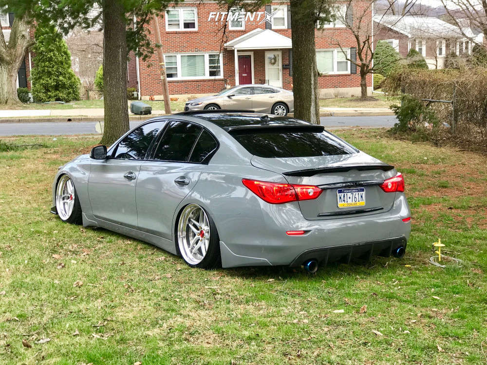 2016 INFINITI Q50 Premium with 19x10.5 GMR Vss-1 and Falken 255x35 on ...