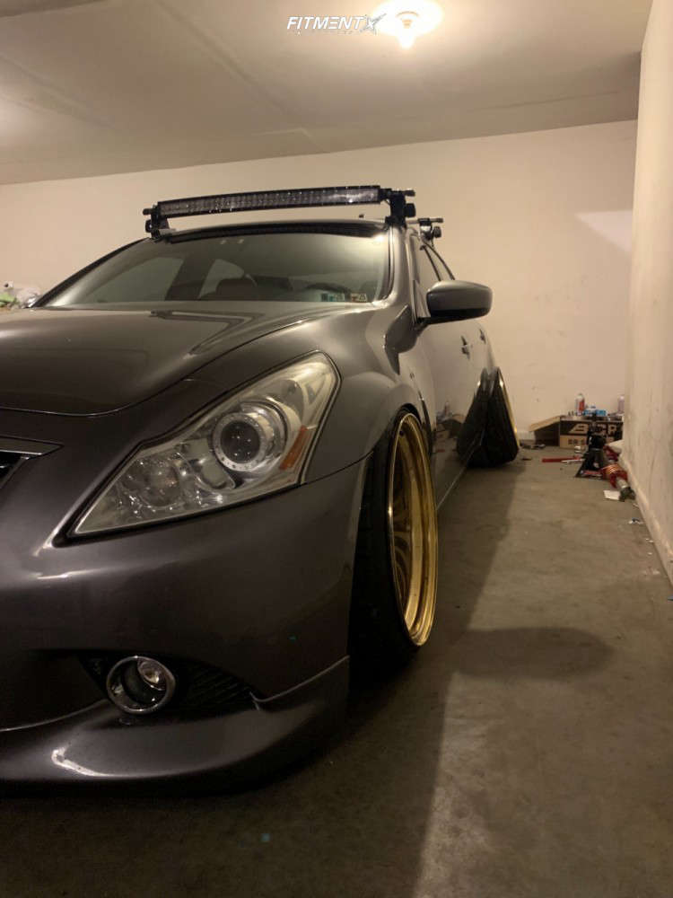 2010 INFINITI G37 X with 19x10 GMR SF-8 and Achilles 225x35 on ...