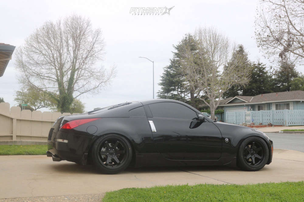 2005 Nissan 350Z Base with 18x9.5 Varrstoen Es2 and Federal 265x40 on ...
