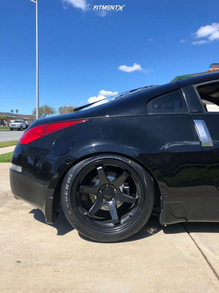 2005 Nissan 350Z Base with 18x9.5 Varrstoen Es2 and Federal 265x40 on ...