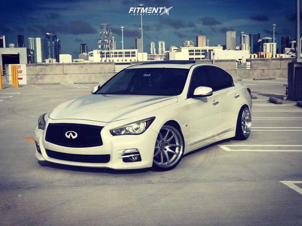 2015 INFINITI Q50 Base with 19x9.5 Aodhan DS02 and Delinte 235x35 on ...