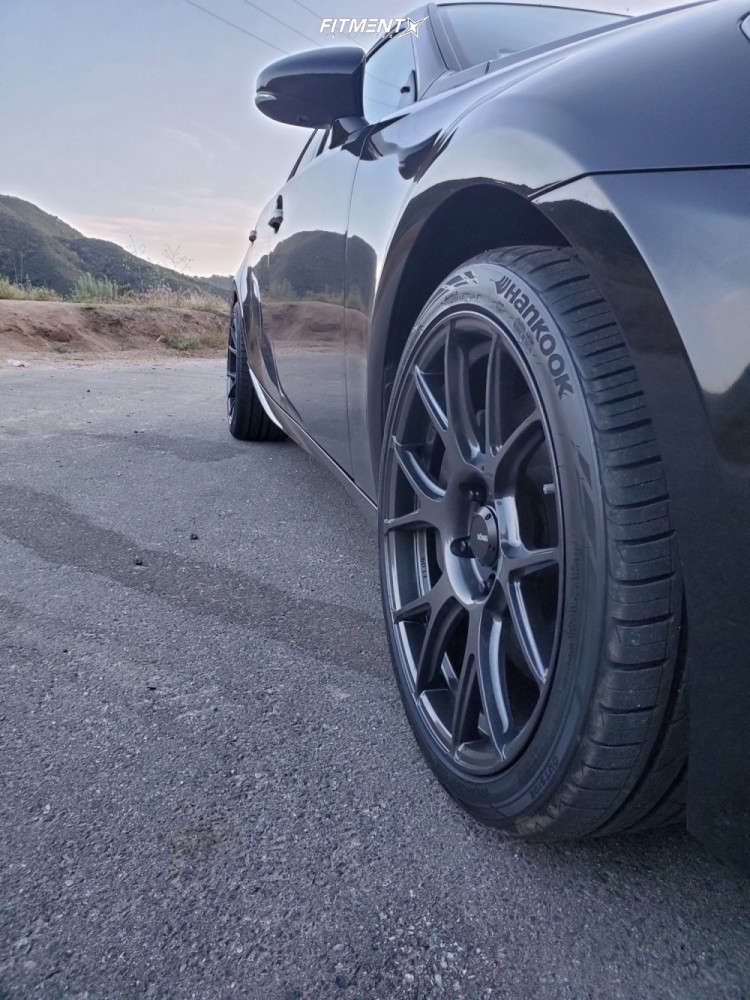 2016 Lexus IS200t Base with 18x8.5 Konig Ampliform and Hankook 225x40 ...