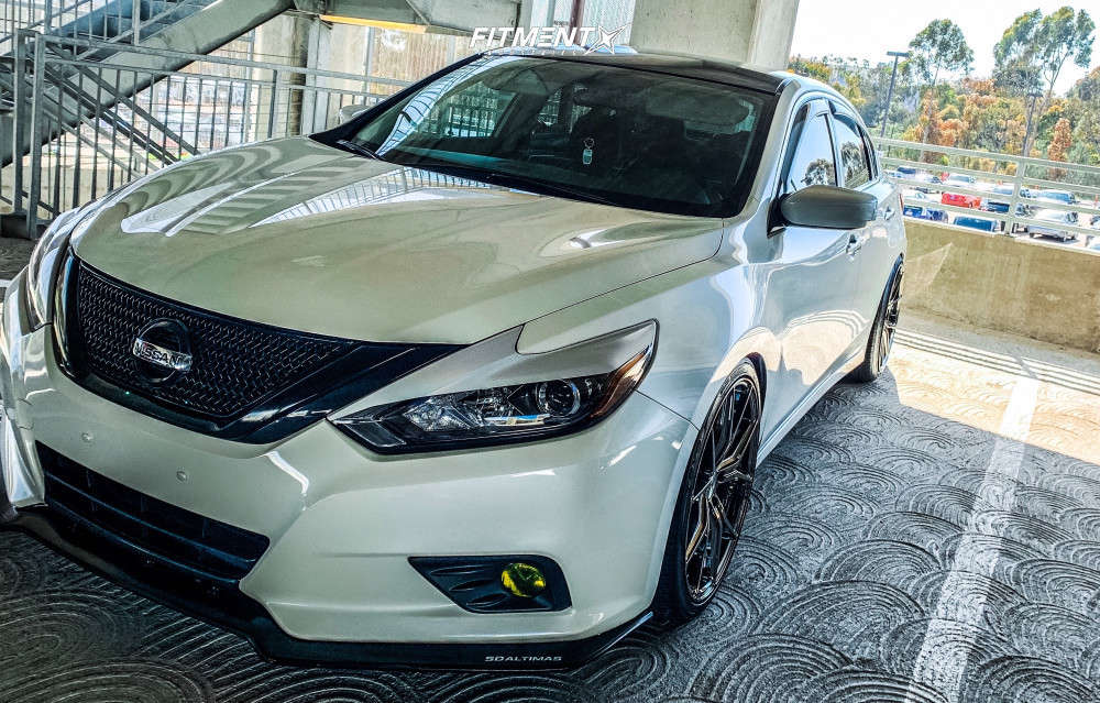 2017 Nissan Altima SR with 20x8.5 STR Flow Forged STR 907 and Toyo ...