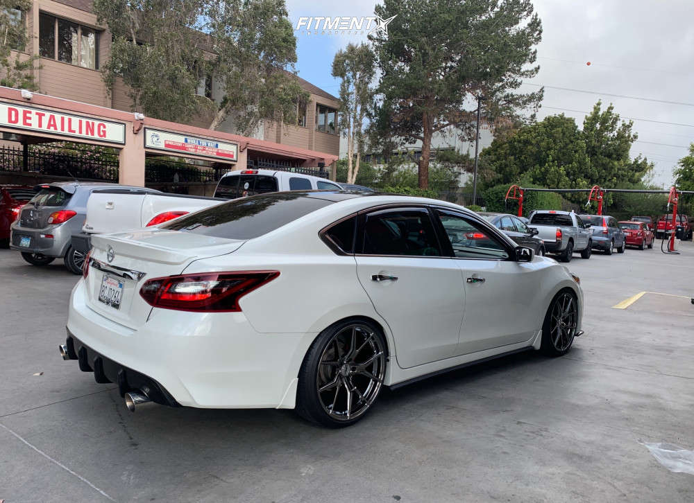 2017 Nissan Altima SR with 20x8.5 STR Flow Forged STR 907 and Toyo ...