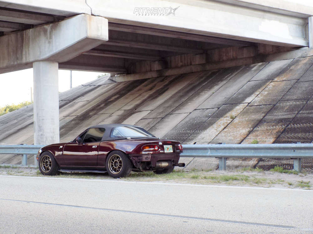 1995 Mazda MX-5 Miata Base with 15x8.5 Konig Hypergram and Kumho 225x50 ...