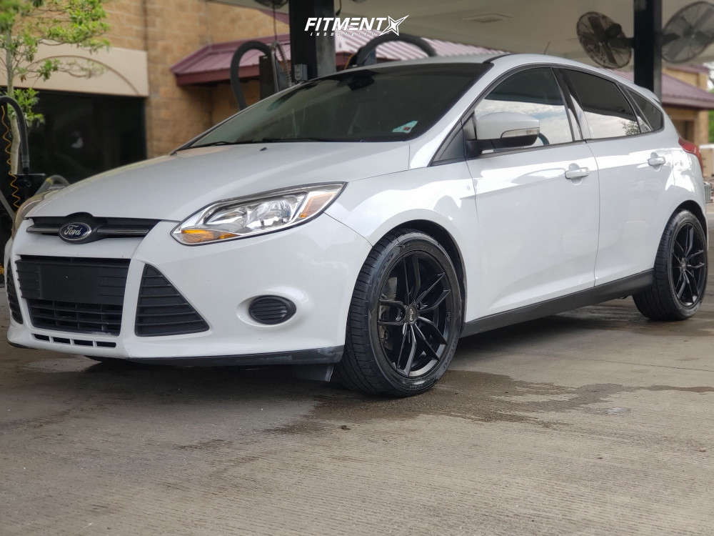 2014 Ford Focus SE with 17x8 Niche Vosso and Nitto 235x45 on Stock ...