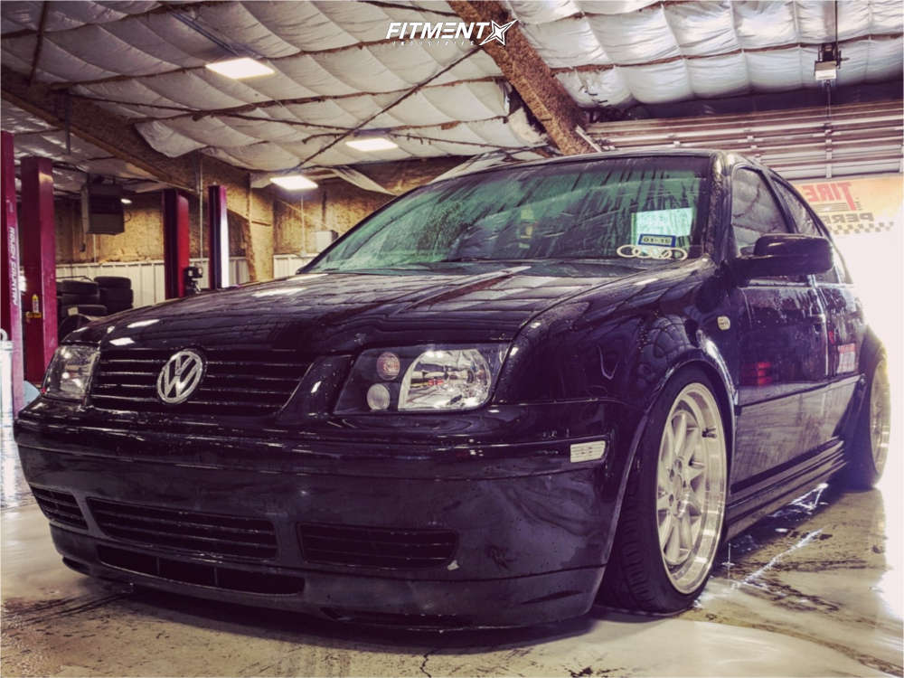 2004 Volkswagen Jetta GLI 1.8T 4dr Sedan (1.8L 4cyl Turbo 6M) with 18x8 ...
