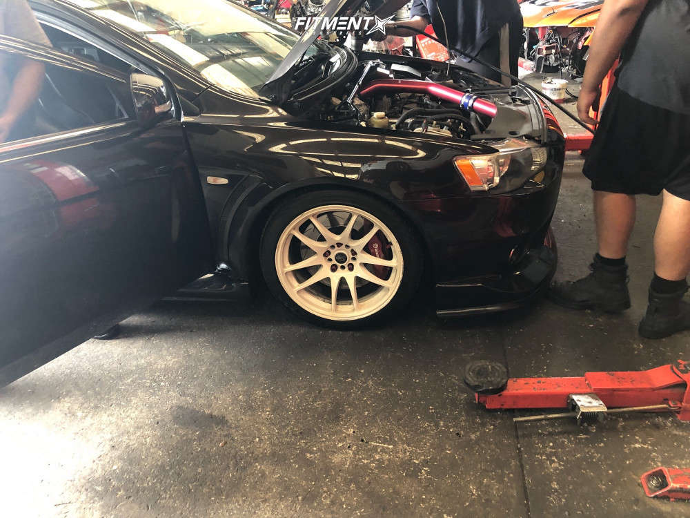 2007 Mitsubishi Lancer ES with 18x9.5 Rota Torque and Bridgestone ...