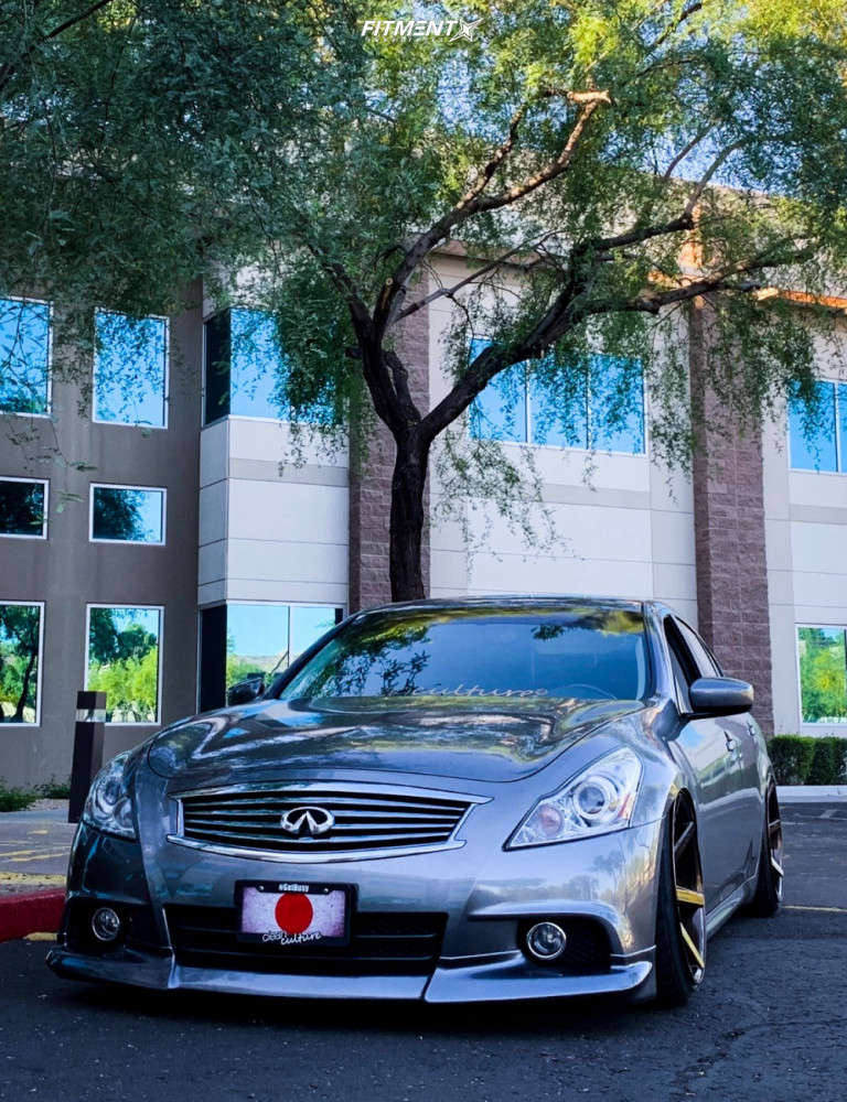 2013 INFINITI G37 Sport with 20x10.5 Niche Verona and Nitto 245x35 on ...
