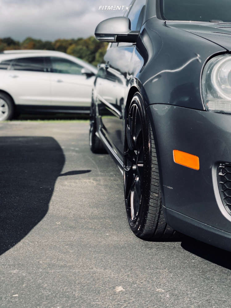 2008 Volkswagen GTI Base with 18x8 Motiv Magellan and Pirelli 225x40 on ...