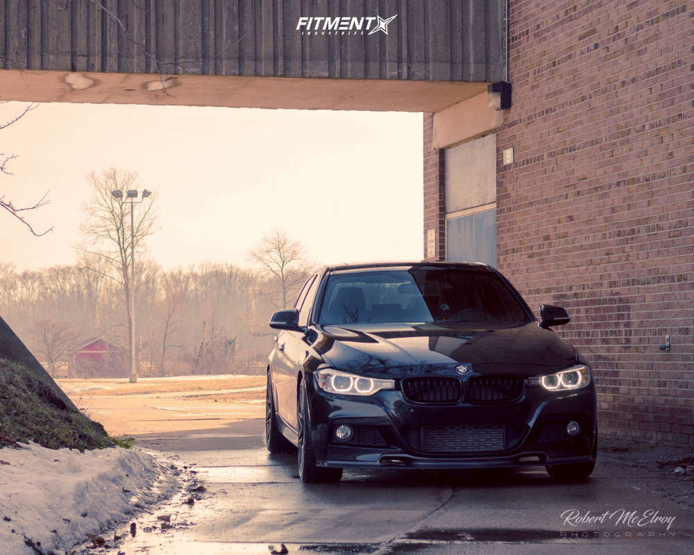 2015 BMW 335i Base with 19x8.5 VMR V801 and Continental 245x40 on Stock ...