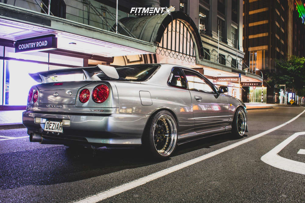 2000 Nissan Skyline R34 Base with 18x9 Work Meister S1 3P and Evergreen ...