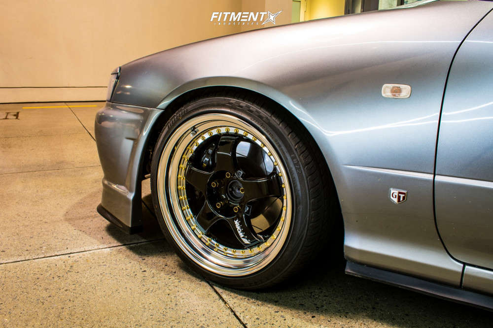 2000 Nissan Skyline R34 Base with 18x9 Work Meister S1 3P and Evergreen ...