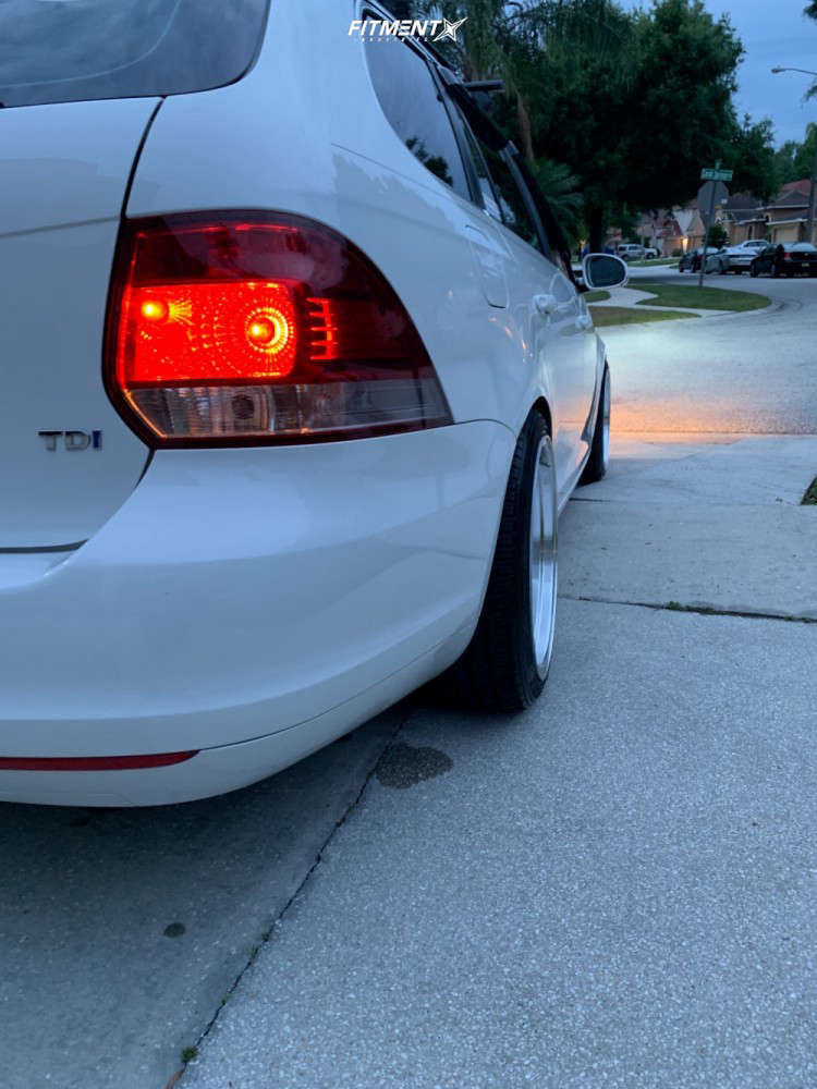 2013 Volkswagen Jetta TDI with 18x9 JNC JNC005 and Nankang 225x35 on ...