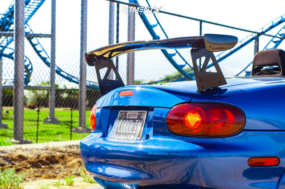 2004 Mazda MX-5 Miata Base with 17x8 SSR Vienna Kreis and Accelera ...